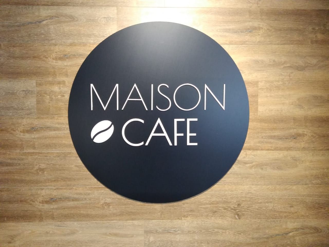 Maison Cafe • Menú, Precios y Dirección