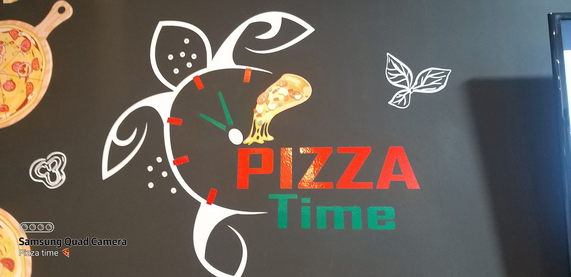 Pizza time • Menú, Precios y Dirección