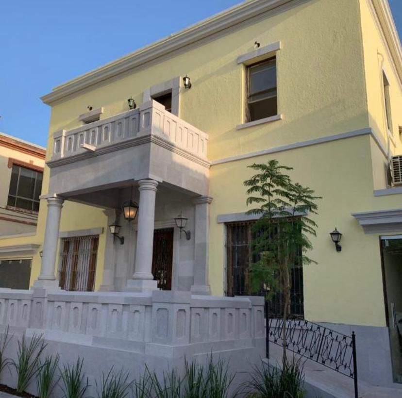 Casa Padre Mier • Menú, Precios y Dirección