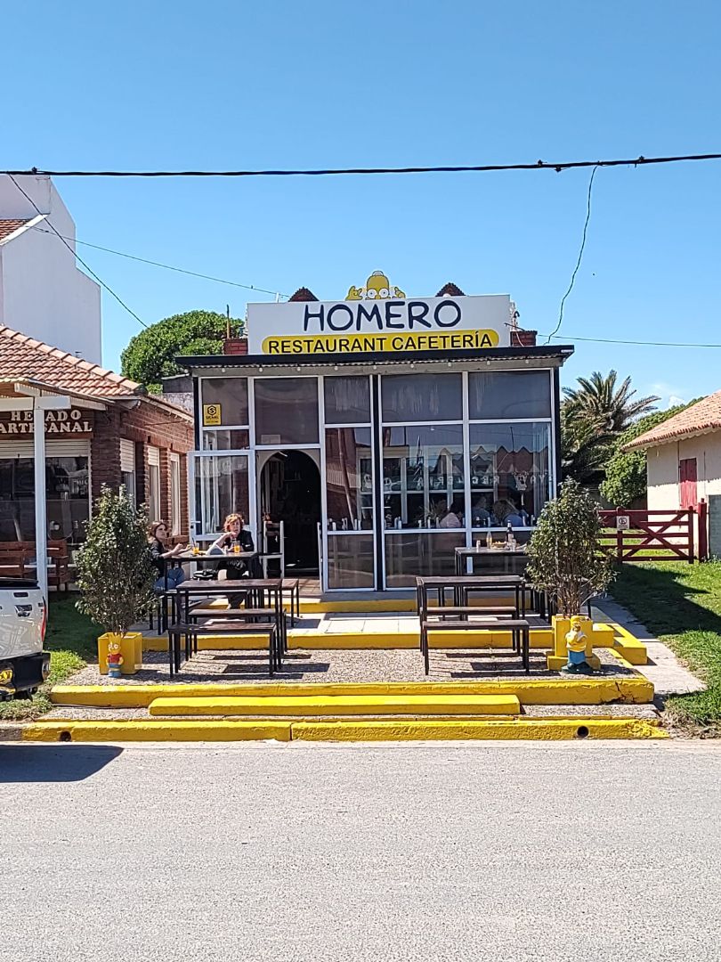 HOMERO RESTAURANT CAFETERÍA • Menú, Precios y Dirección